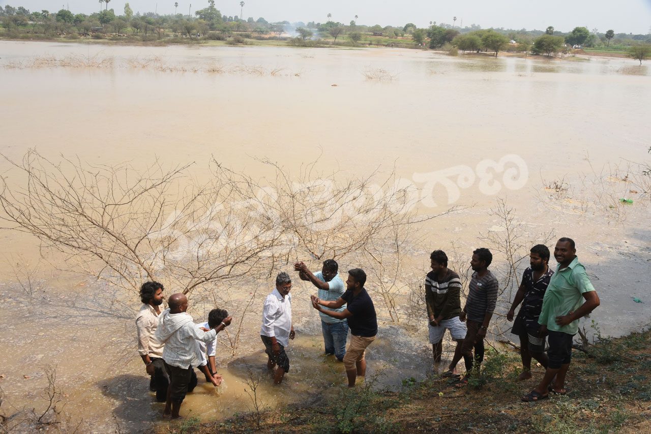 గంగ‌మ్మ పొంగె.. రైత‌న్న ఉప్పొంగె..-Namasthe Telangana