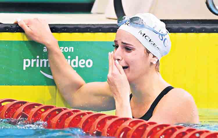 మహిళల స్విమ్మింగ్‌లో ప్రపంచ రికార్డు బద్దలు-Namasthe Telangana