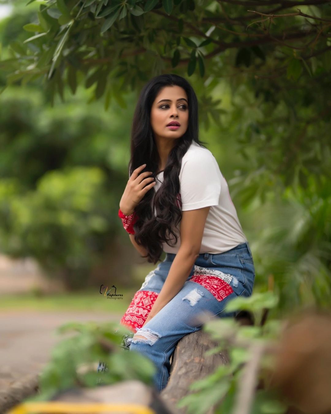 Priyamani | ప్రియమణి బ్యూటీఫుల్ పిక్స్..-Namasthe Telangana