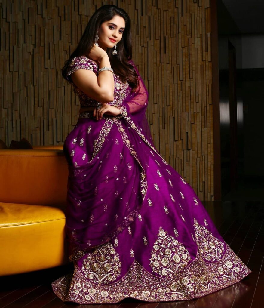 Surbhi Puranik | సురభి పురాణిక్ లేటెస్ట్ ఫొటోలు-Namasthe Telangana