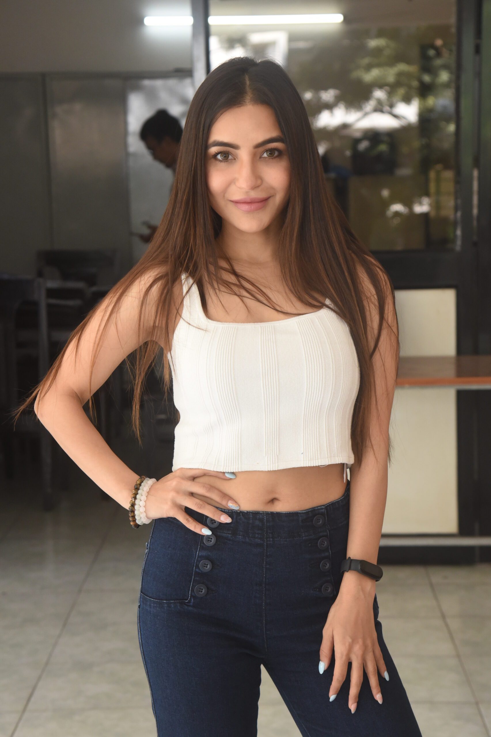 Actress Nikkesha | నికేషా ఫొటో షూట్..