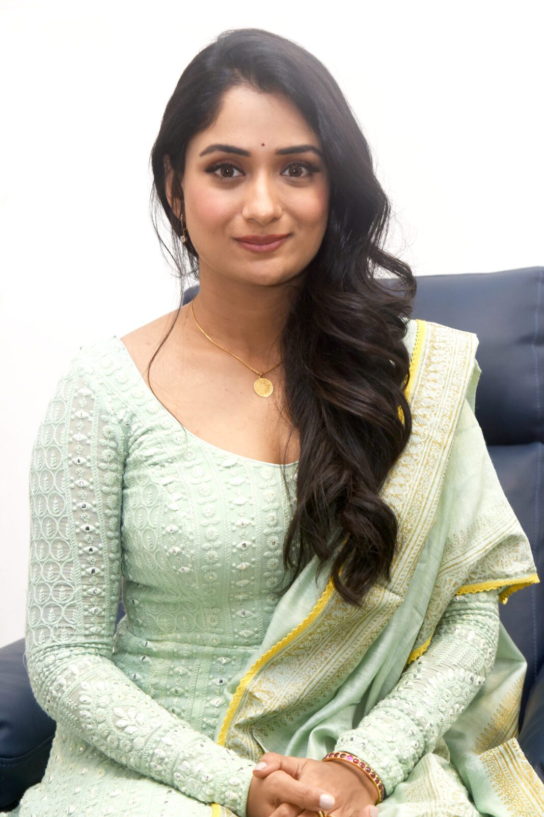 Sandhya Raju | సంధ్య రాజు లేటెస్ట్ ఇమేజస్..-Namasthe Telangana