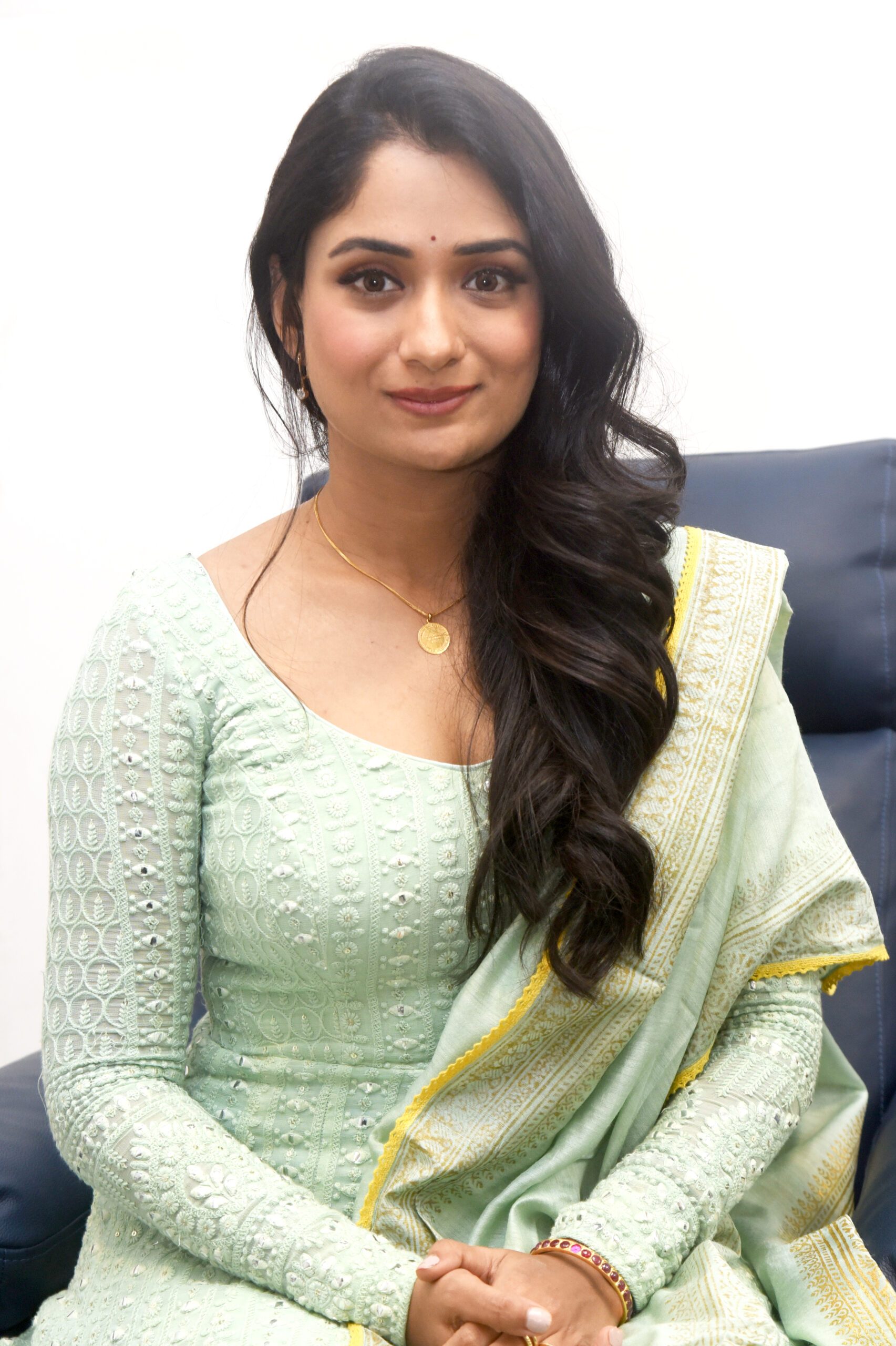 Sandhya Raju | సంధ్య రాజు లేటెస్ట్ ఇమేజస్..-Namasthe Telangana