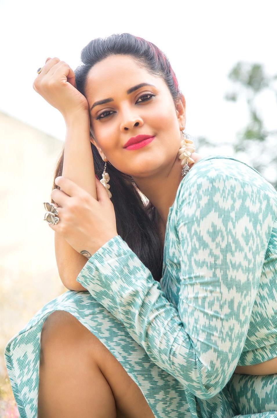 Anchor Anasuya: కిల్లింగ్ ఫోజులతో కైపెక్కిస్తున్న అనసూయ..-Namasthe ...