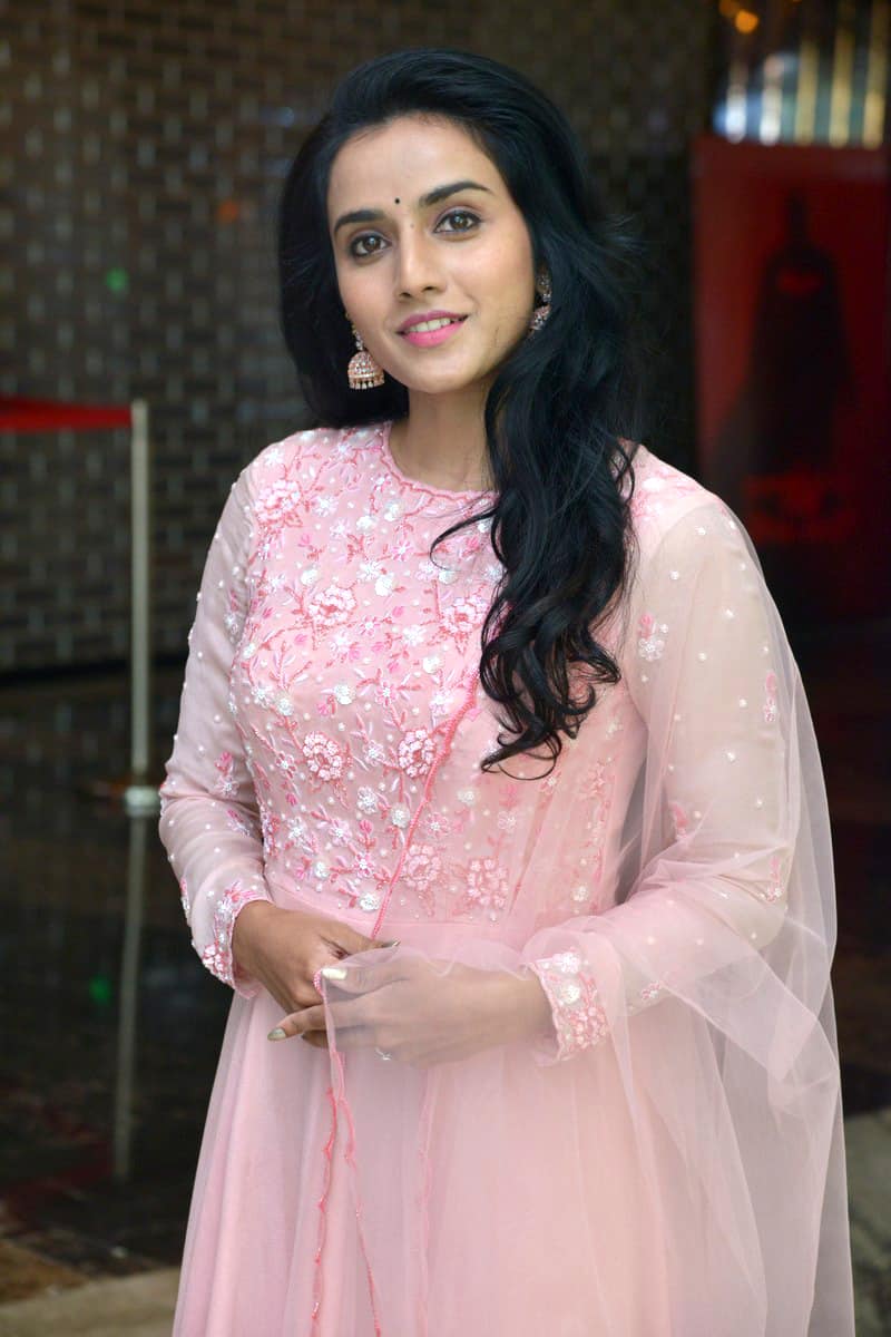 Ann Sheetal | కిన్నెరసాని మూవీ టీజర్ రిలీజ్ ఈవెంట్‌లో శీతల్..-Namasthe ...