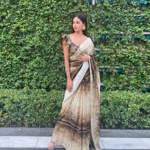 Meera Chopra | మీరా చోప్రా అదిరిపోయే ఫొటోషూట్..-Namasthe Telangana