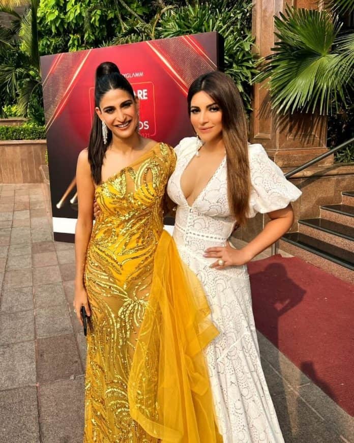 Shama Sikander | గోల్డెన్ డ్రెస్‌లో షామా సికందర్..-Namasthe Telangana