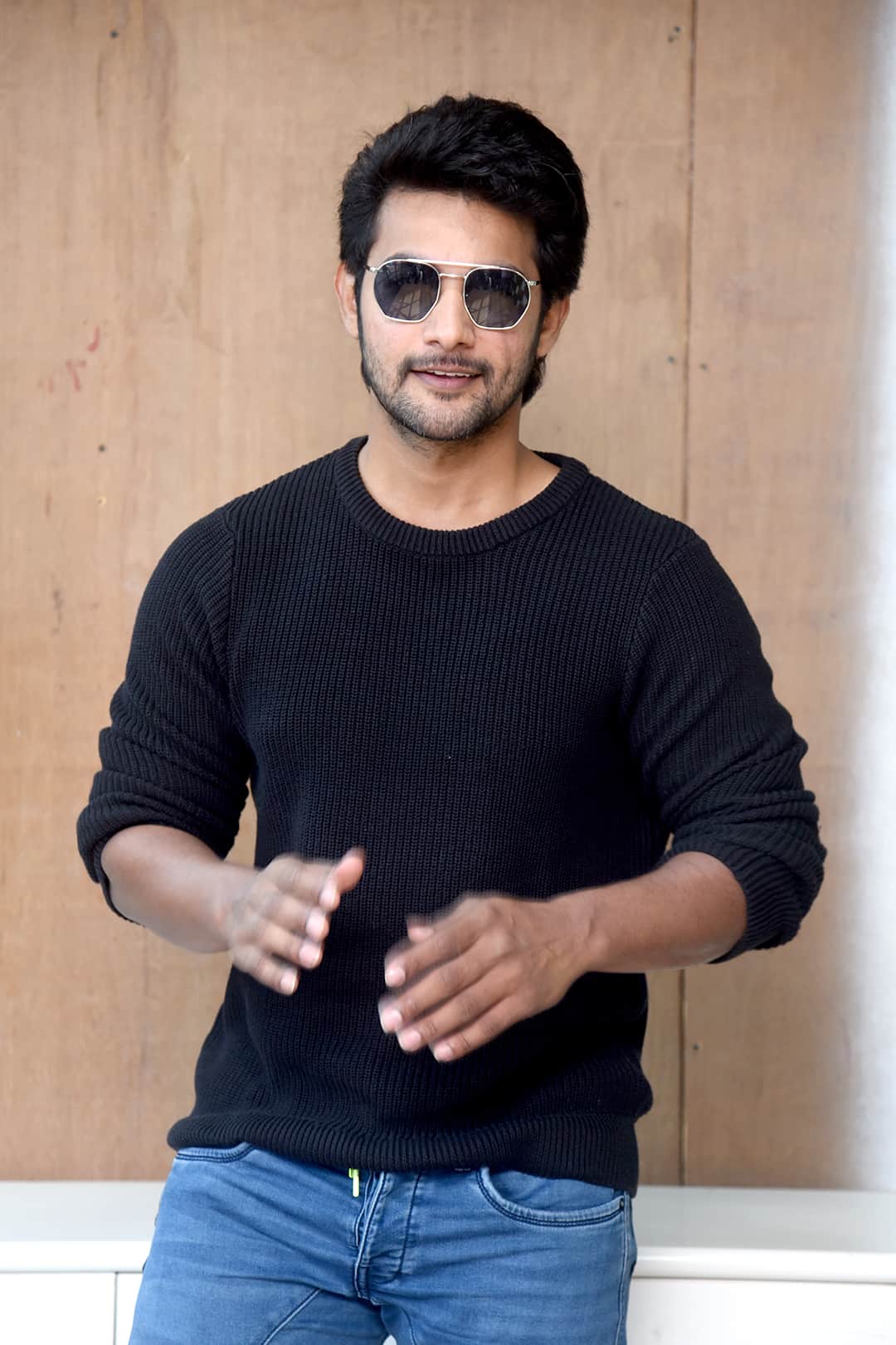 Aadi SaiKumar | ఆది సాయికుమార్‌ ఇంటర్వ్యూ ఫొటోలు..-Namasthe Telangana