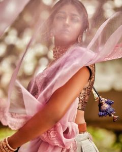 Dimple Hayathi | టైట్ ఫిట్ డ్రెస్‌లో ఆకట్టుకుంటున్న డింపుల్ హయతి ...