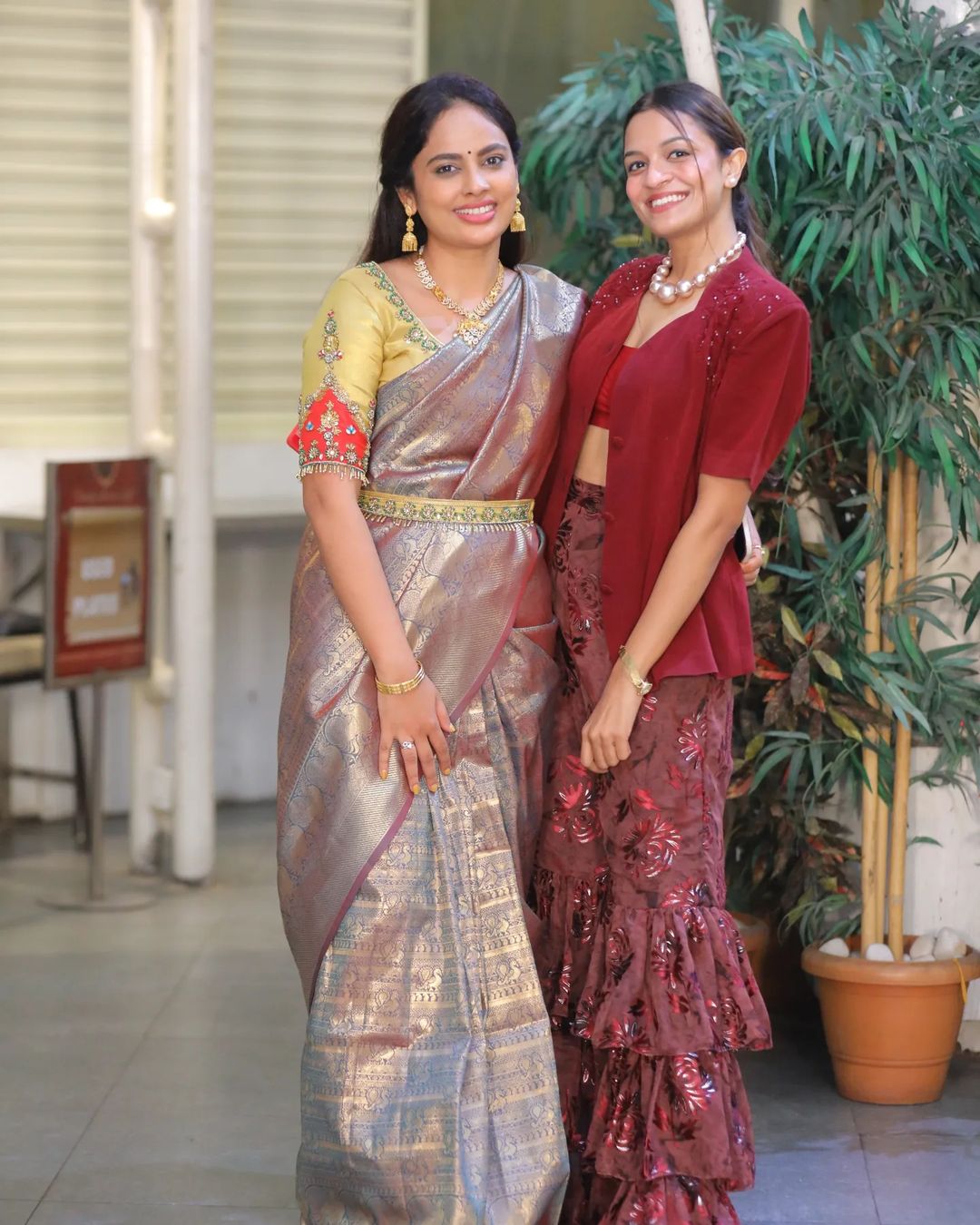 Nandita Swetha | చీర కట్టులో గులాబీ పువ్వుల నదితా శ్వేత..-Namasthe ...