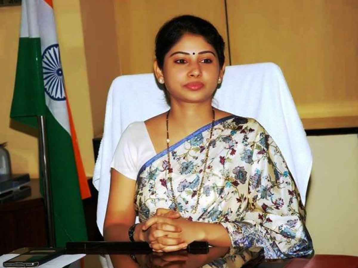 నేడు వాసాలమర్రిలో పర్యటించనున్న స్మితా సబర్వాల్-Namasthe Telangana