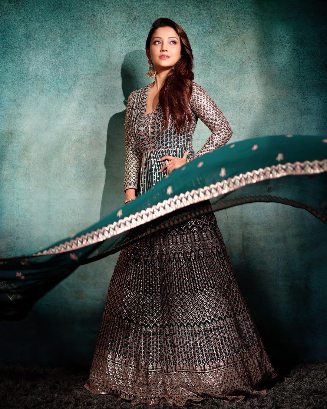 Adaa Khan | అదిరే అందాల‌తో క‌వ్విస్తున్న అదా ఖాన్..-Namasthe Telangana