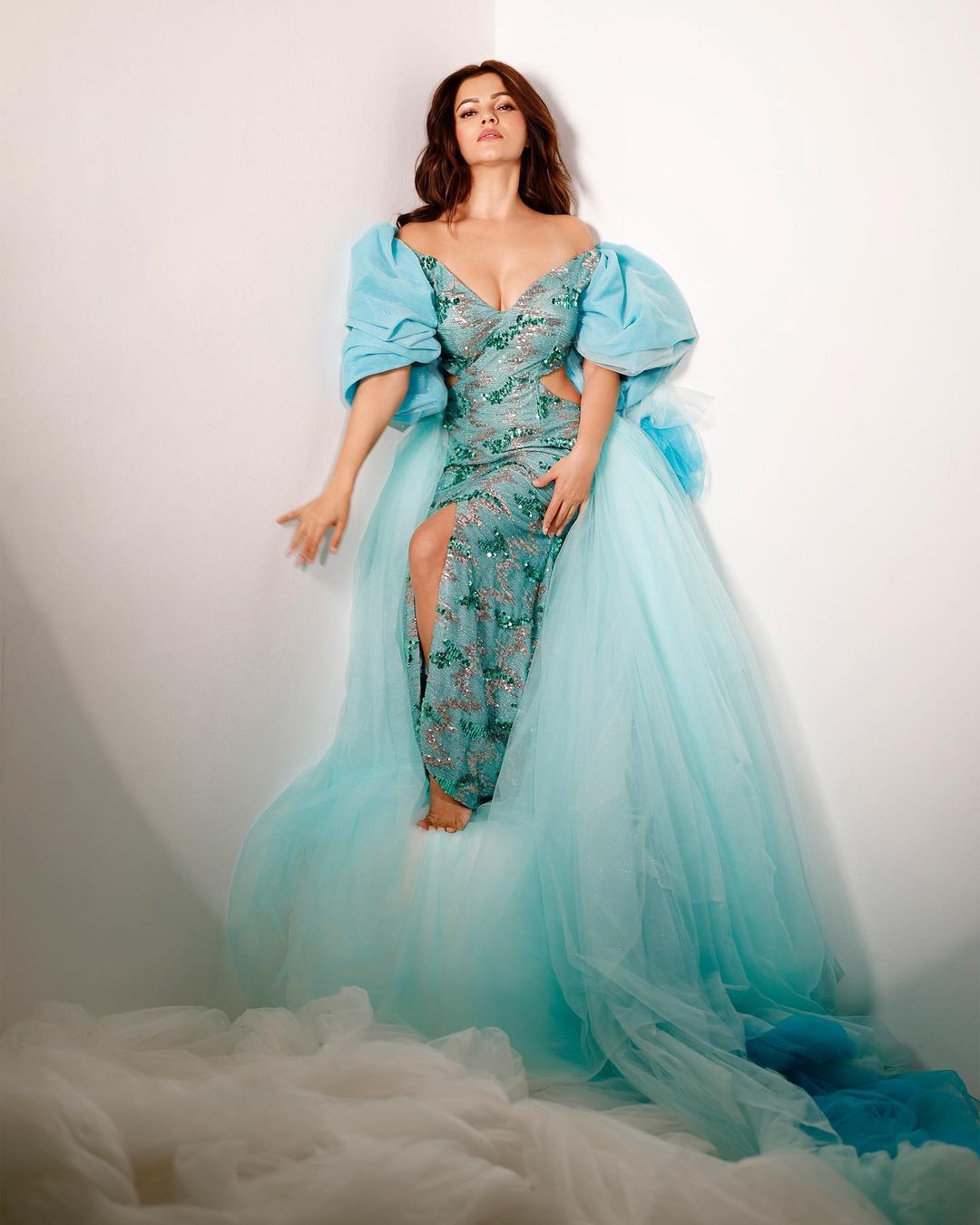 Rubina Dilaik | అందంతో సోష‌ల్ మీడియాను షేక్ చేస్తున్న రుబినా దిలైక్ ...