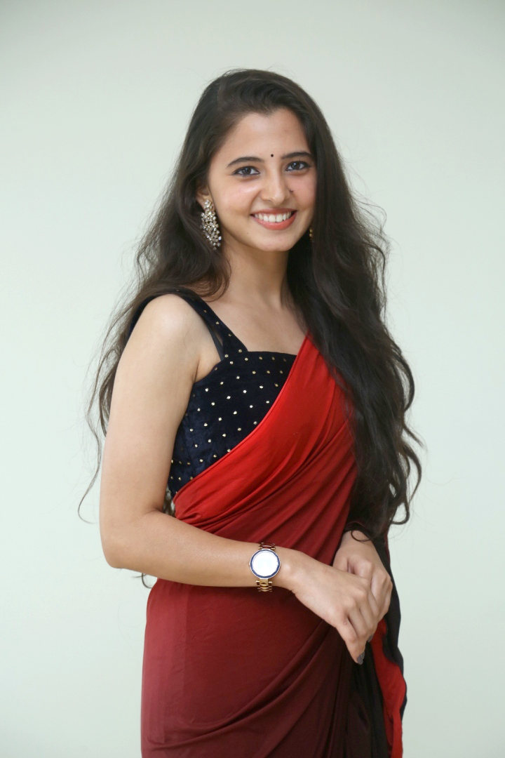 Preethi Asrani | దొంగలున్నారు జాగ్రత్త మూవీ ట్రైలర్ లాంచ్‌లో ప్రీతి ...