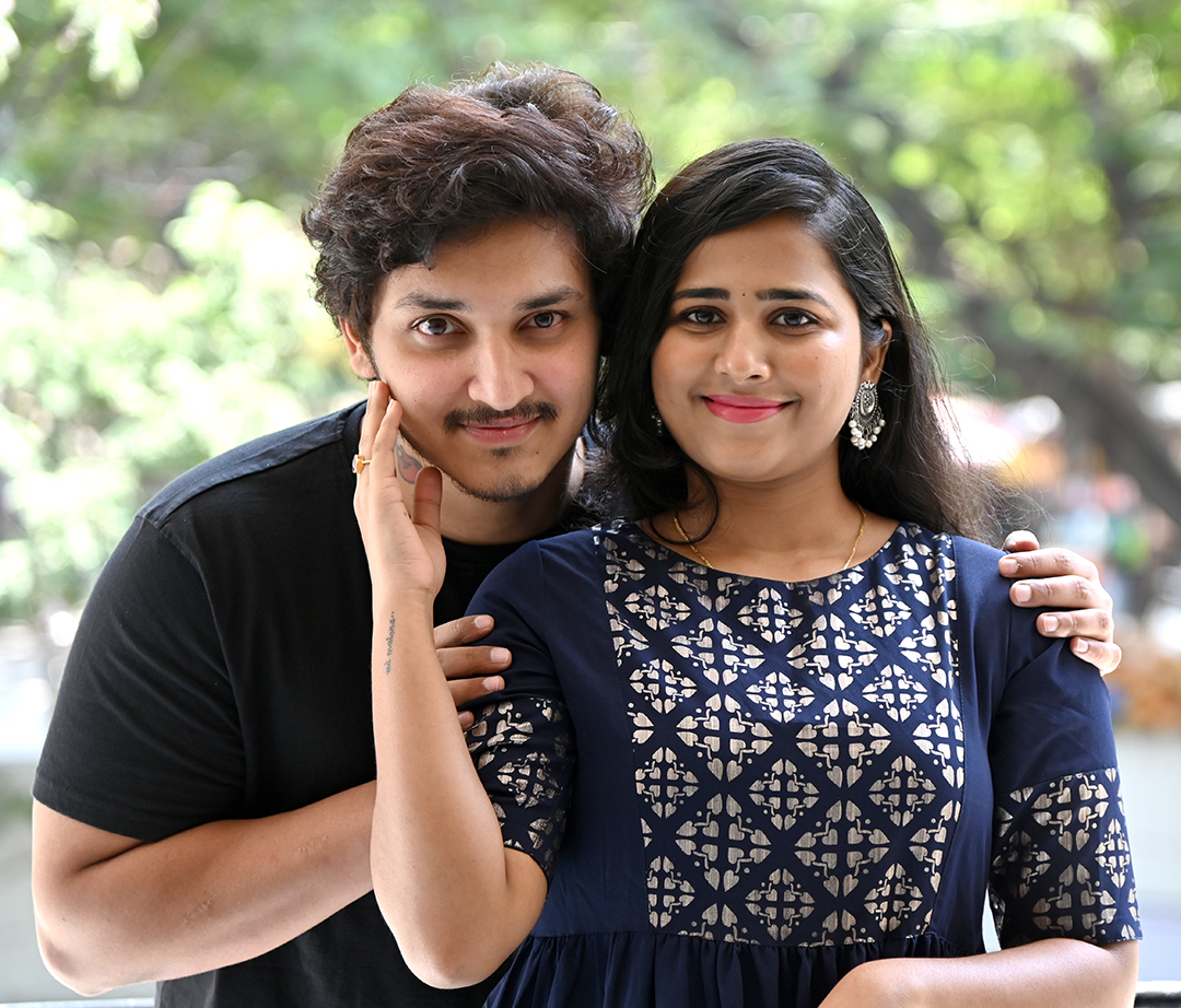 Akhila Akarshana | నా వెంటపడుతున్న చిన్నాడెవడమ్మా మూవీ ప్రెస్ మీట్‌లో ...