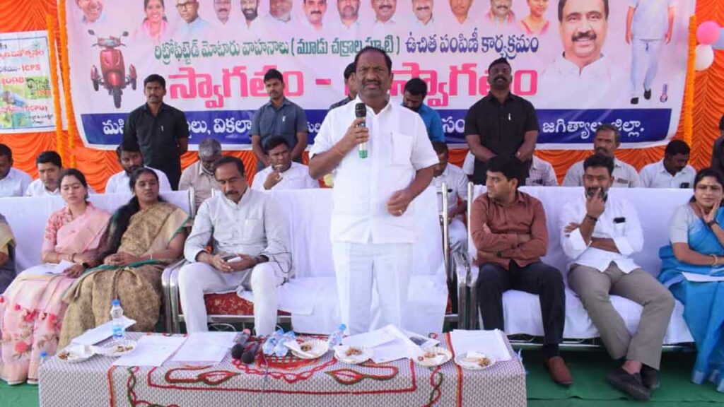 దివ్యాంగుల కోసం జిల్లాకు ట్రై సైకిల్ రిపేరింగ్‌ సెంటర్ : మంత్రి కొప్పుల ...