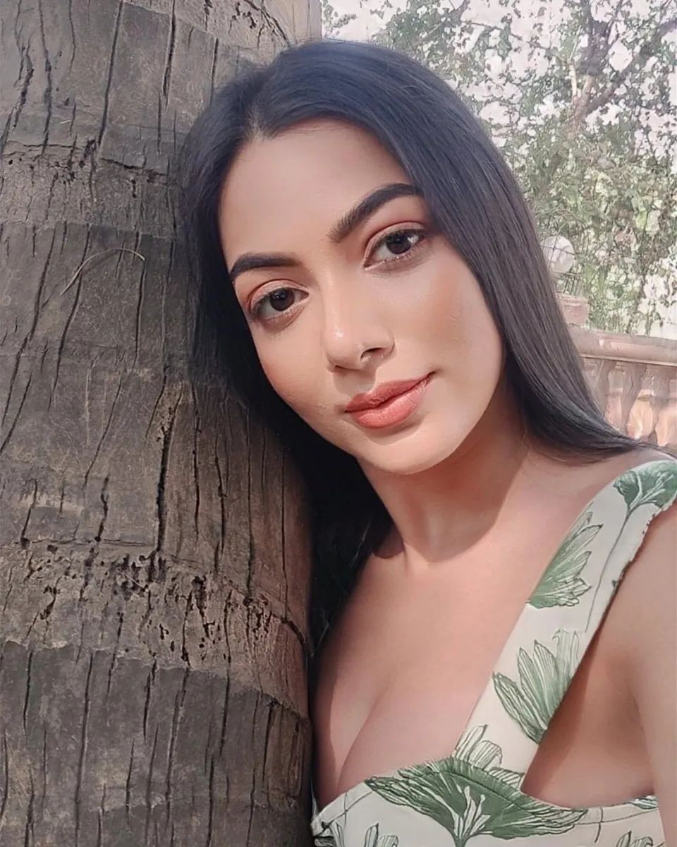 Niharika Gandhi | చిరునవ్వుతో చంపేస్తున్న నిహారిక గాంధీ..-Namasthe Telangana