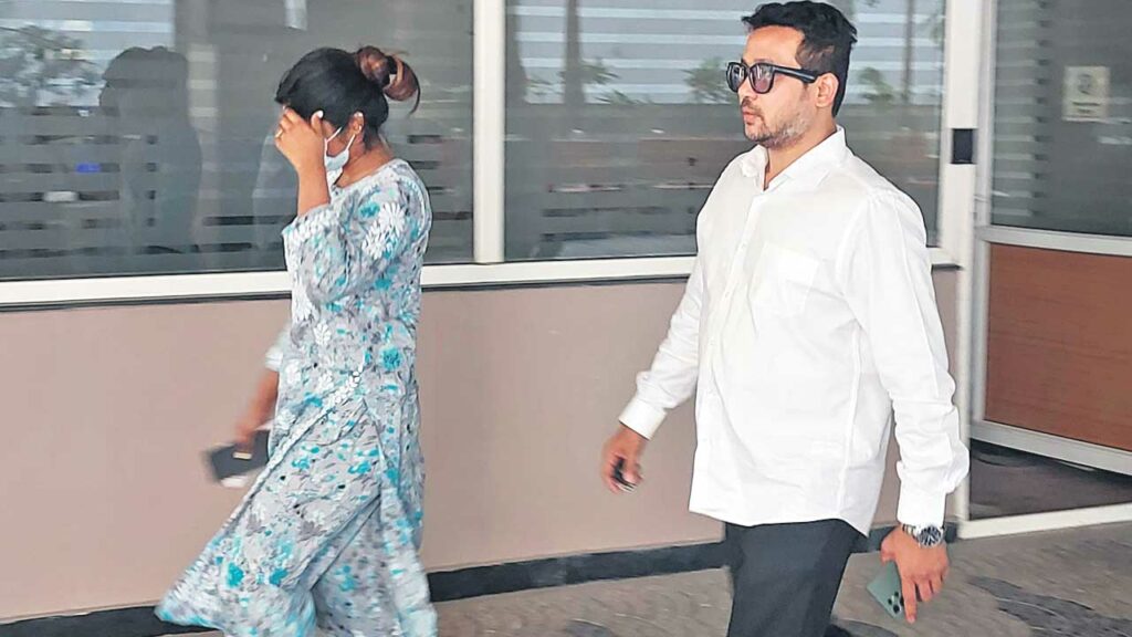 Dimple Hayathi | కారును ఢీకొట్టి.. ఆపై వీరంగం.. నటి డింపుల్‌ హయతీపై ...