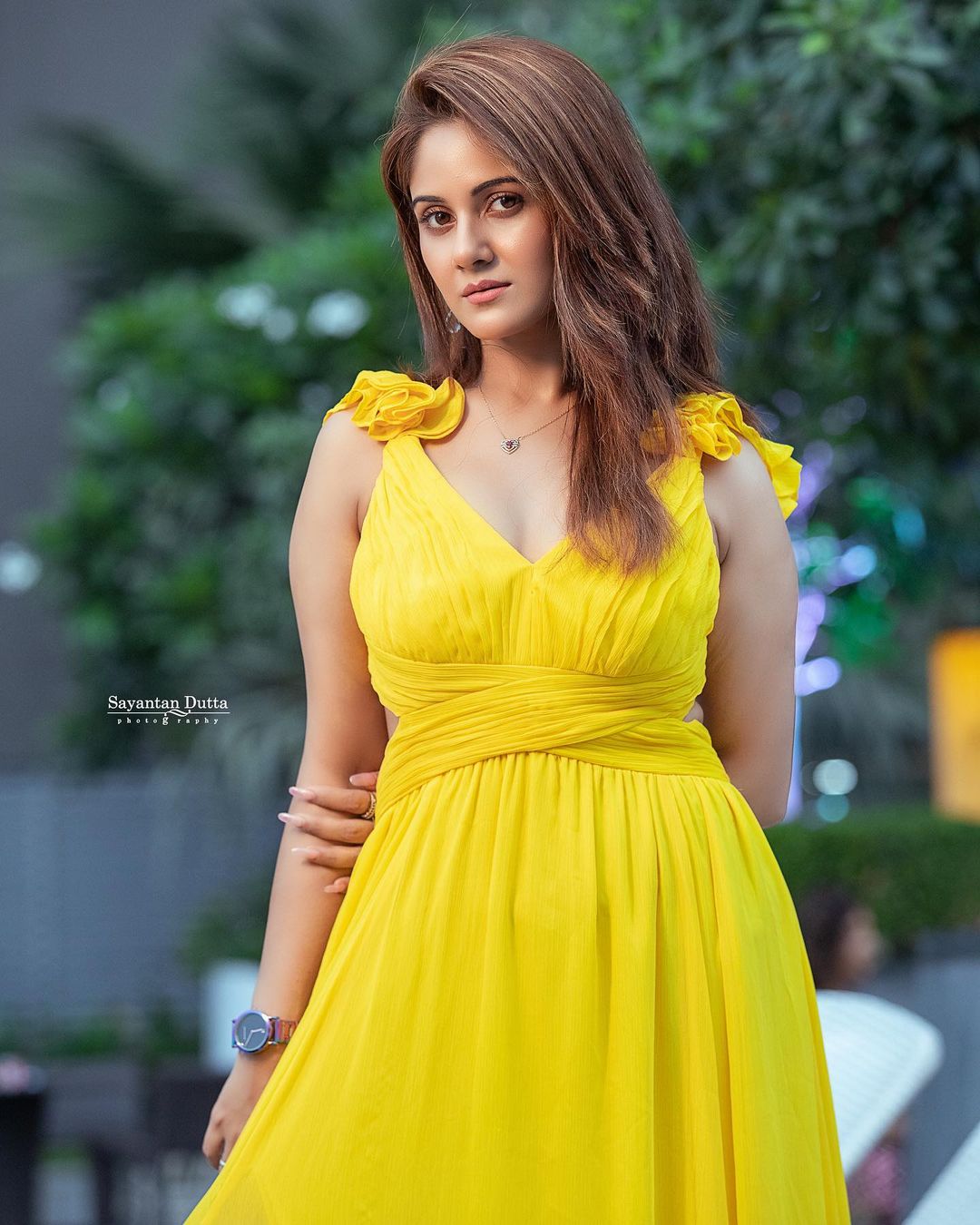 Trina Saha | మెరిసే డ్రెస్‌లో త్రినా సాహా మెరుపులు..-Namasthe Telangana