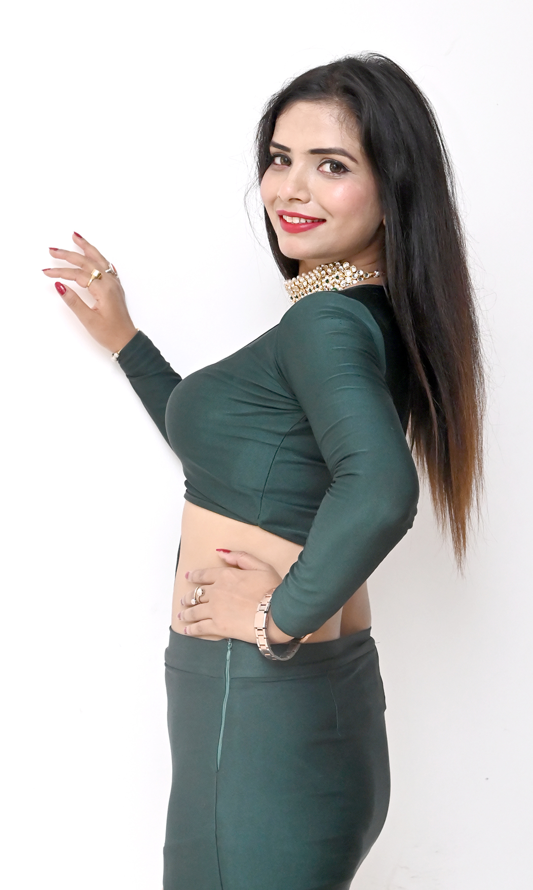 Trupti Shukla | తారకాసుర మూవీ ప్రెస్ మీట్‌లో తృప్తి శుక్లా..-Namasthe ...