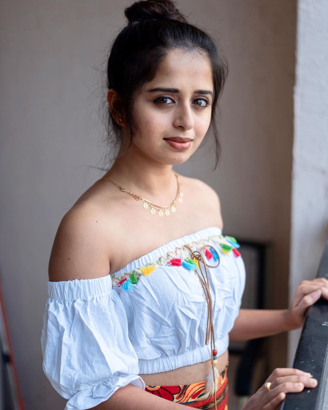 Pravallika Damerla | చూపులతో మత్తెక్కిస్తున్న ప్రవల్లిక దామెర్ల..-Namasthe Telangana