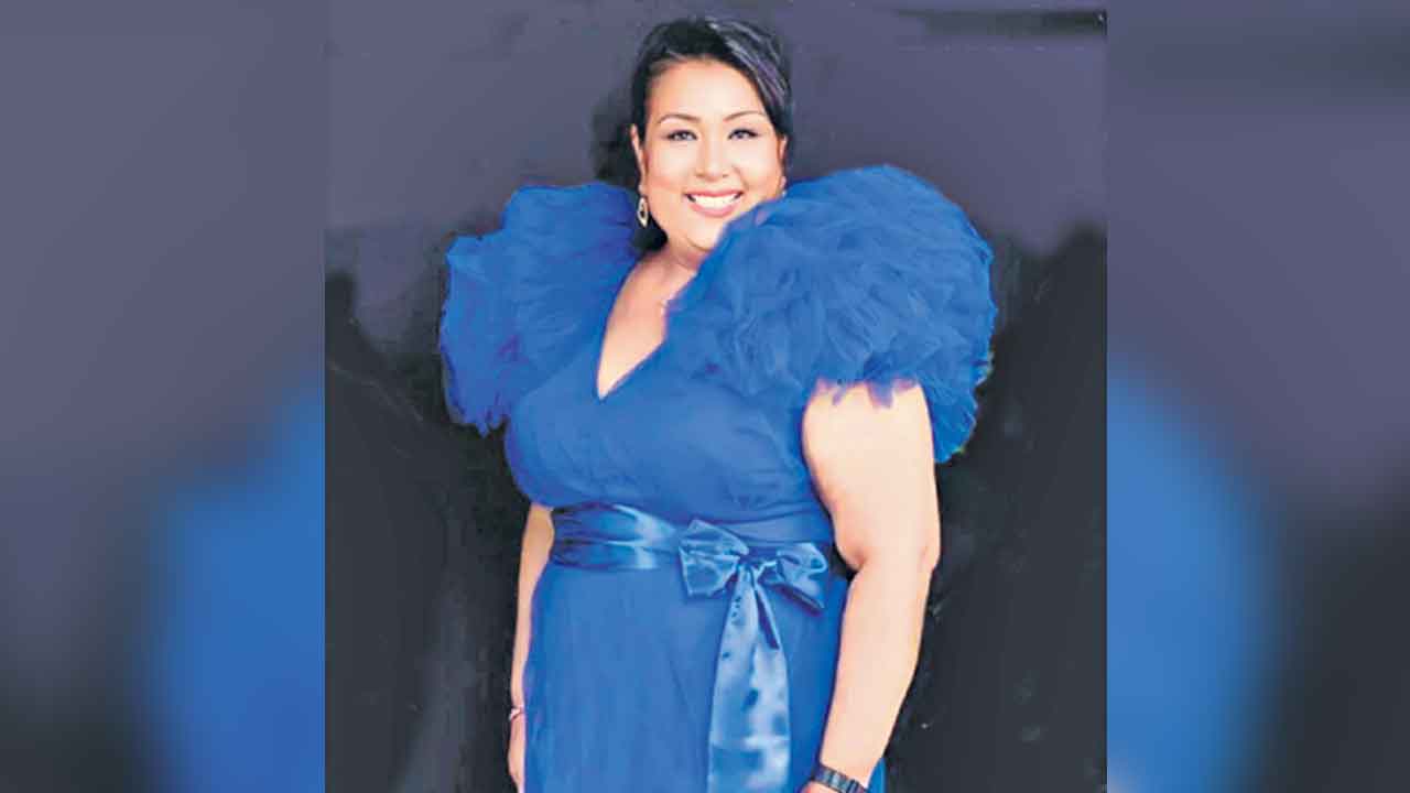 మేకప్‌ మహారాణి-Namasthe Telangana