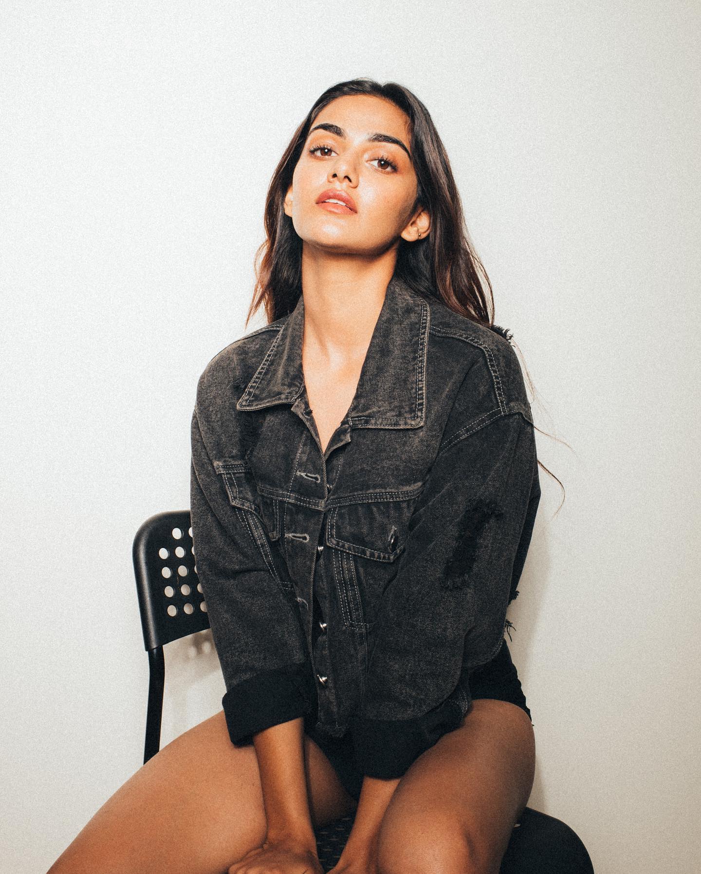 Rubal Shekhawat | రుబాల్ షెకావత్ అందాల హొయలు..-Namasthe Telangana