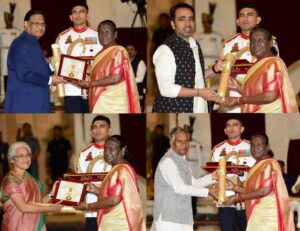 పీవీకి భారతరత్న ప్రదానం-Namasthe Telangana