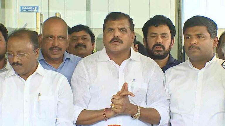 Botsa Satyanarayana | విశాఖ ఎమ్మెల్సీగా బొత్స సత్యనారాయణ ప్రమాణం ...