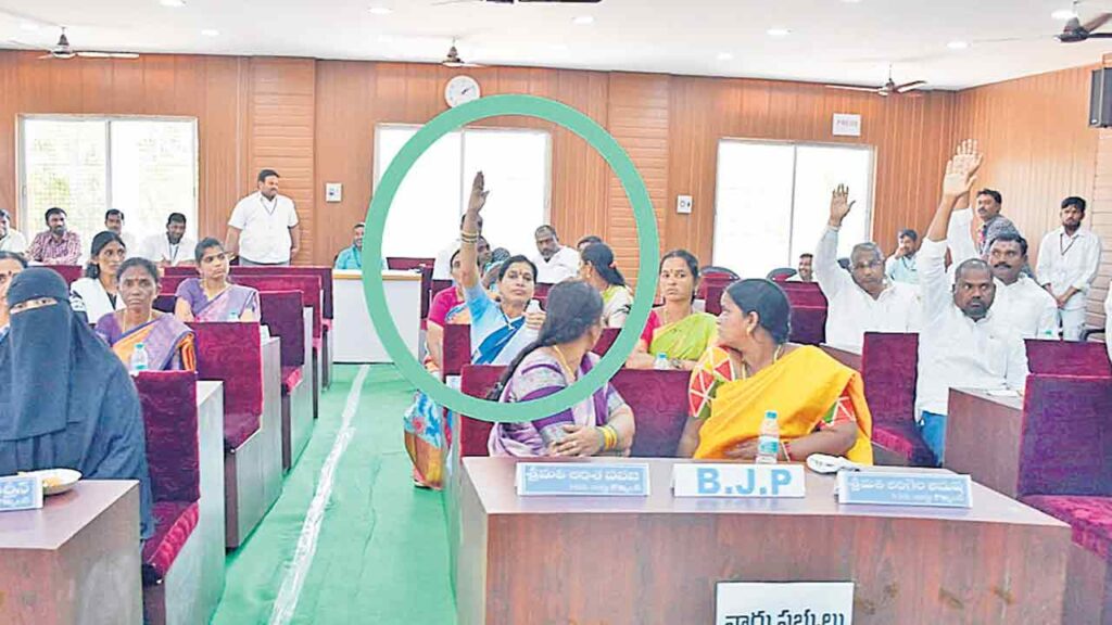 Metpally | మెట్‌పల్లిలో కాంగ్రెస్‌, బీజేపీ కుమ్మక్కు.. బీజేపీ మద్దతుతో ...